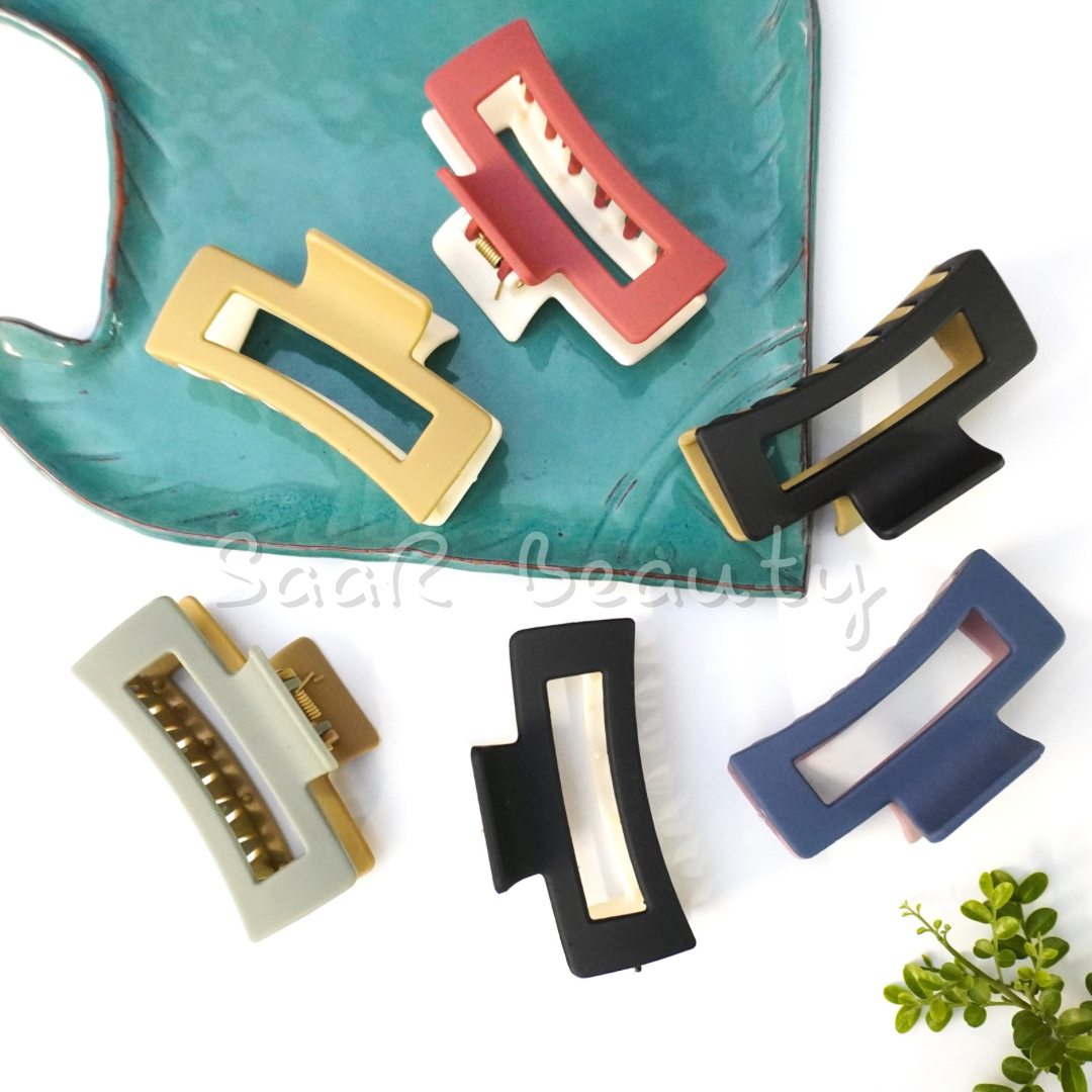 Shop Trendy Clutchers & Claws – SAAR BEAUTY