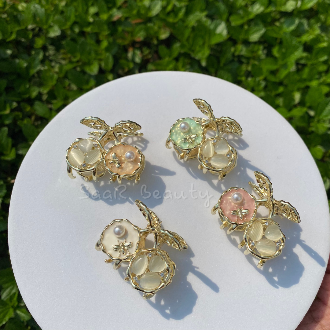 PREMIUM GUCCI PEACH METAL CLAW CLUTCHER – SAAR BEAUTY